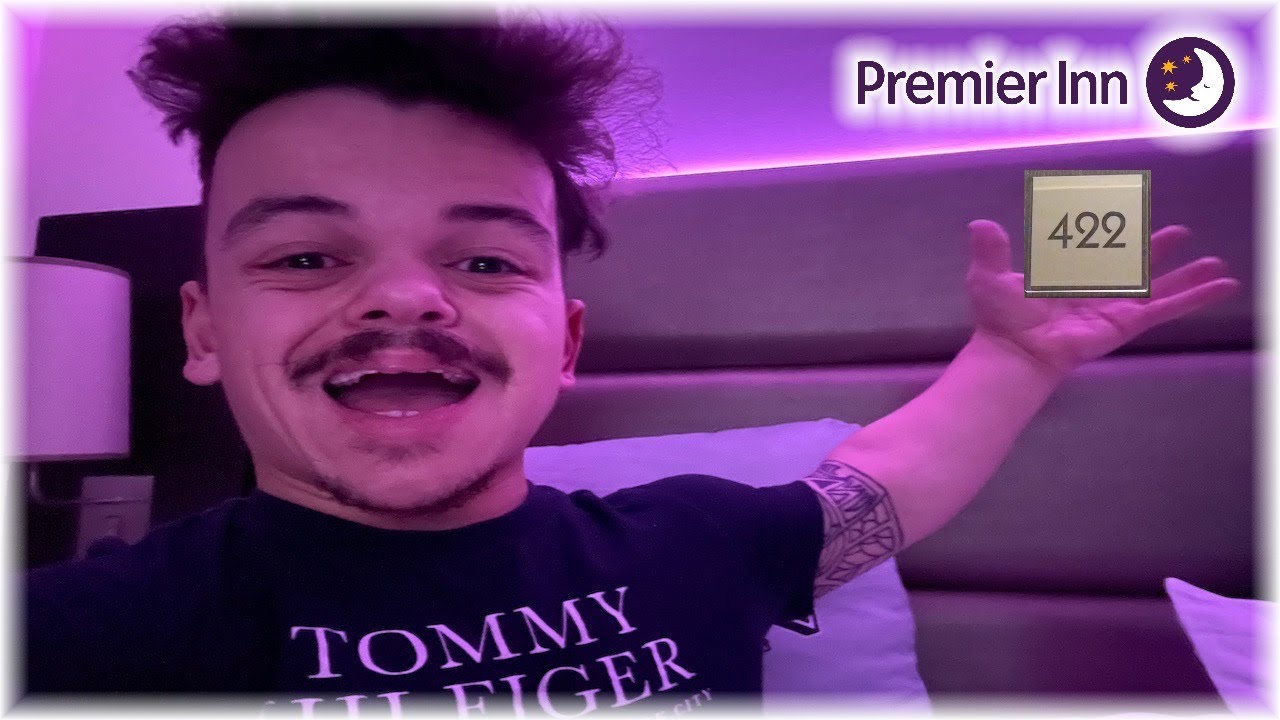 Let's look inside my Premier Inn London, Chiswick Room 2024 (Vlog ...