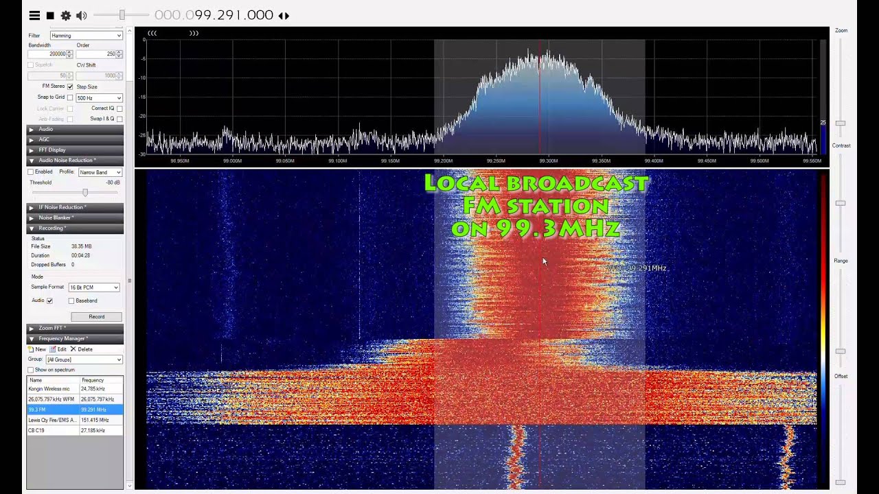 Playin' with my new SDR RTL2832U R820T Software Defined Radio - YouTube