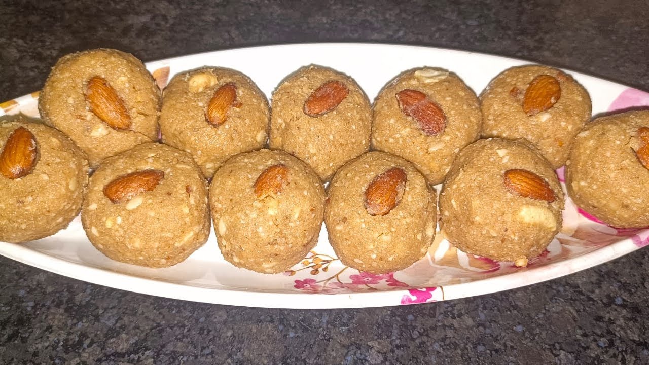 Pinni | Authentic Punjabi Recipe | पंजाब की मशहूर पिन्नी | एसके पंजाबी रसोई - YouTube