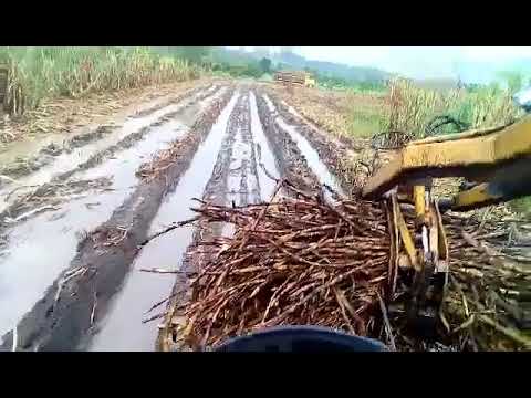 Loader Cameco - YouTube