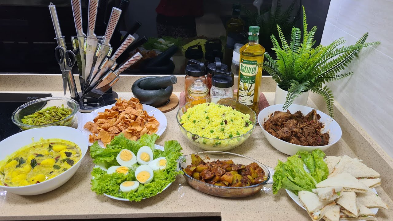 යාළුවො ගෙදර එද්දි මම😍/srilankan dinner/srilankan food menu/sinhala vlog ...