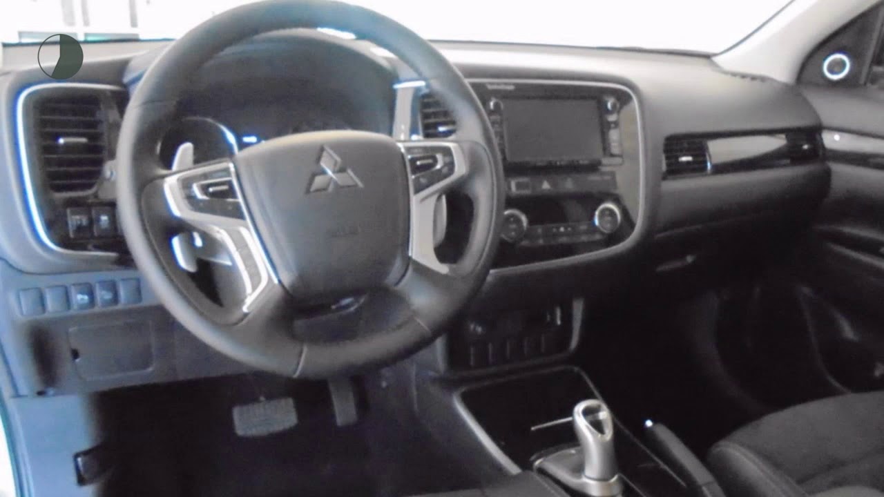 Mitsubishi Outlander 2.0 PHEV EXECUTIVE EDITION 15% BIJTELLING - YouTube