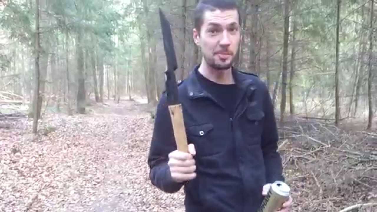 Saperka Throwing - YouTube