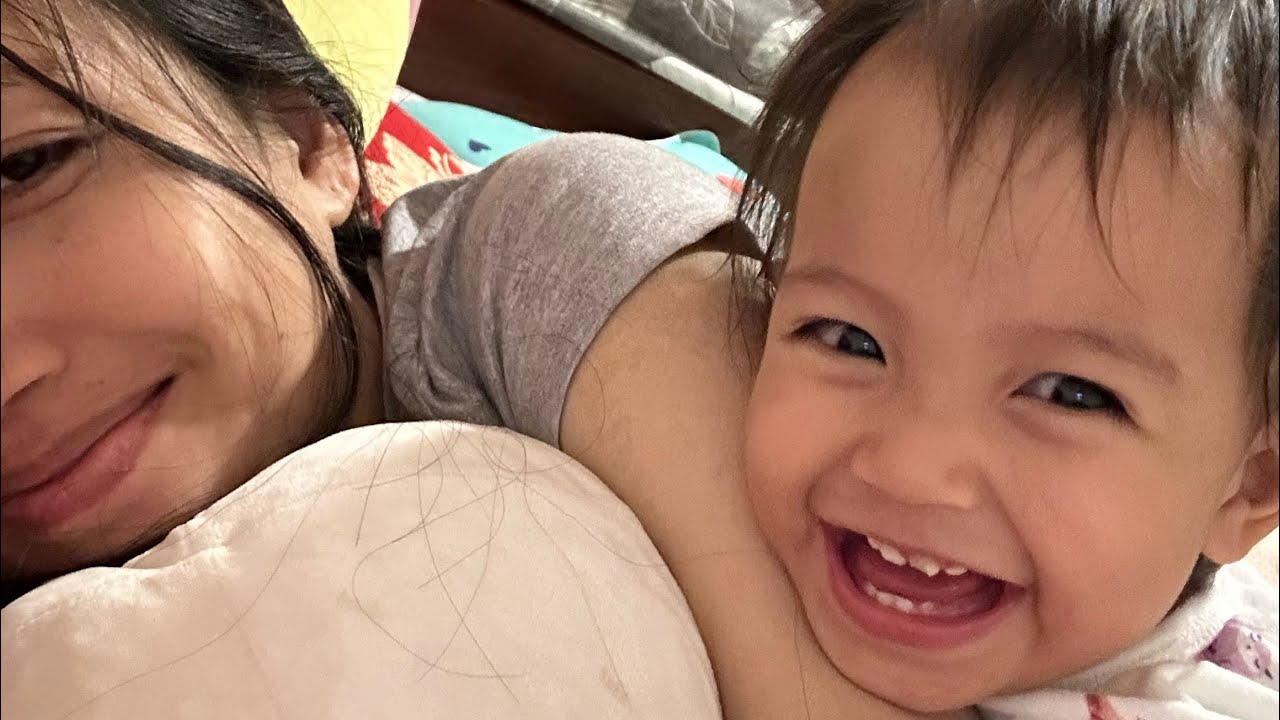 Mora kisses mom@MORALOVE-zw8hz - YouTube