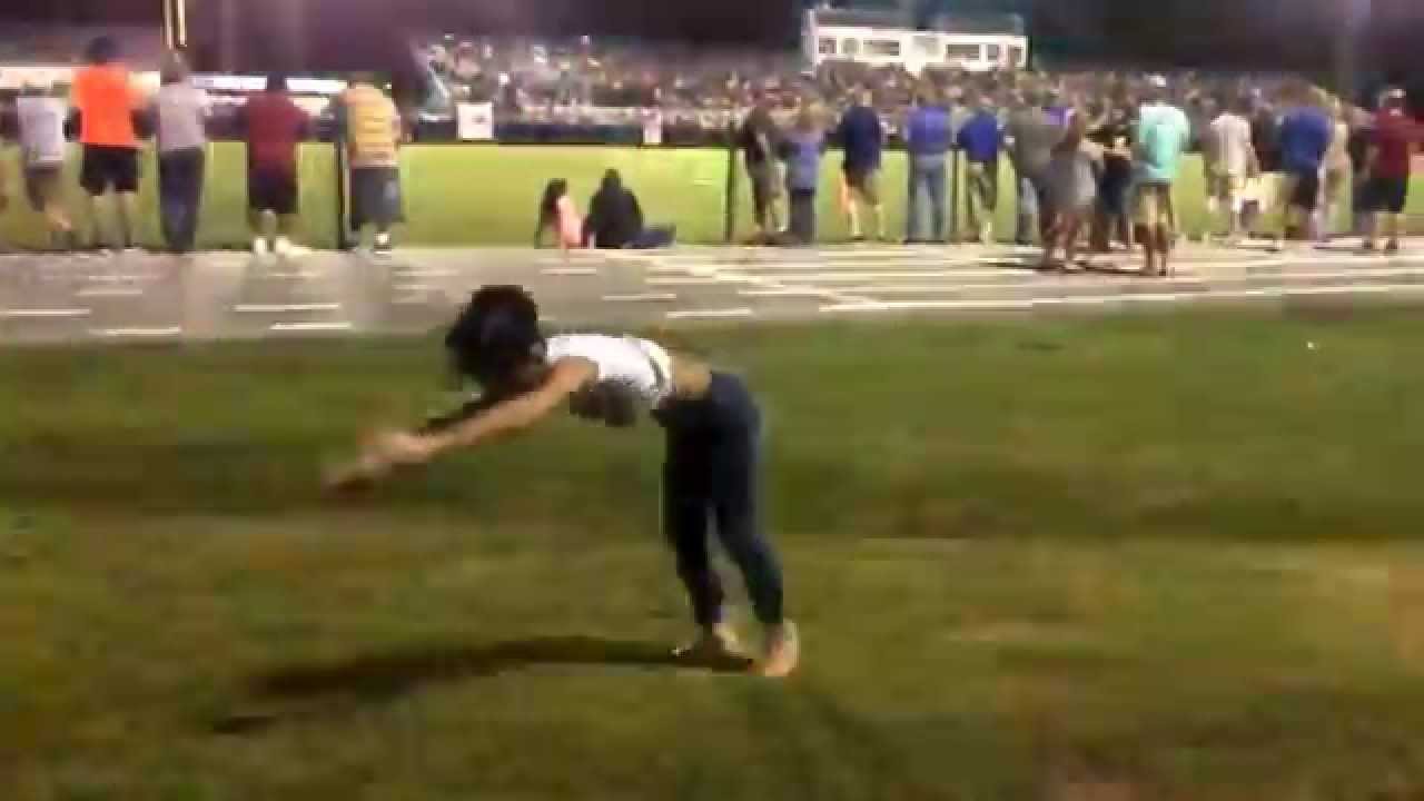 Little kid doing a backflip - YouTube