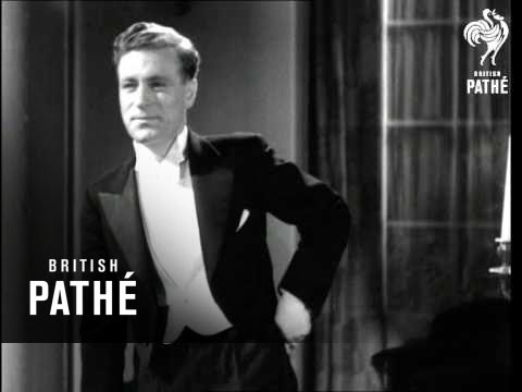 Robert Wilson (1934) - YouTube