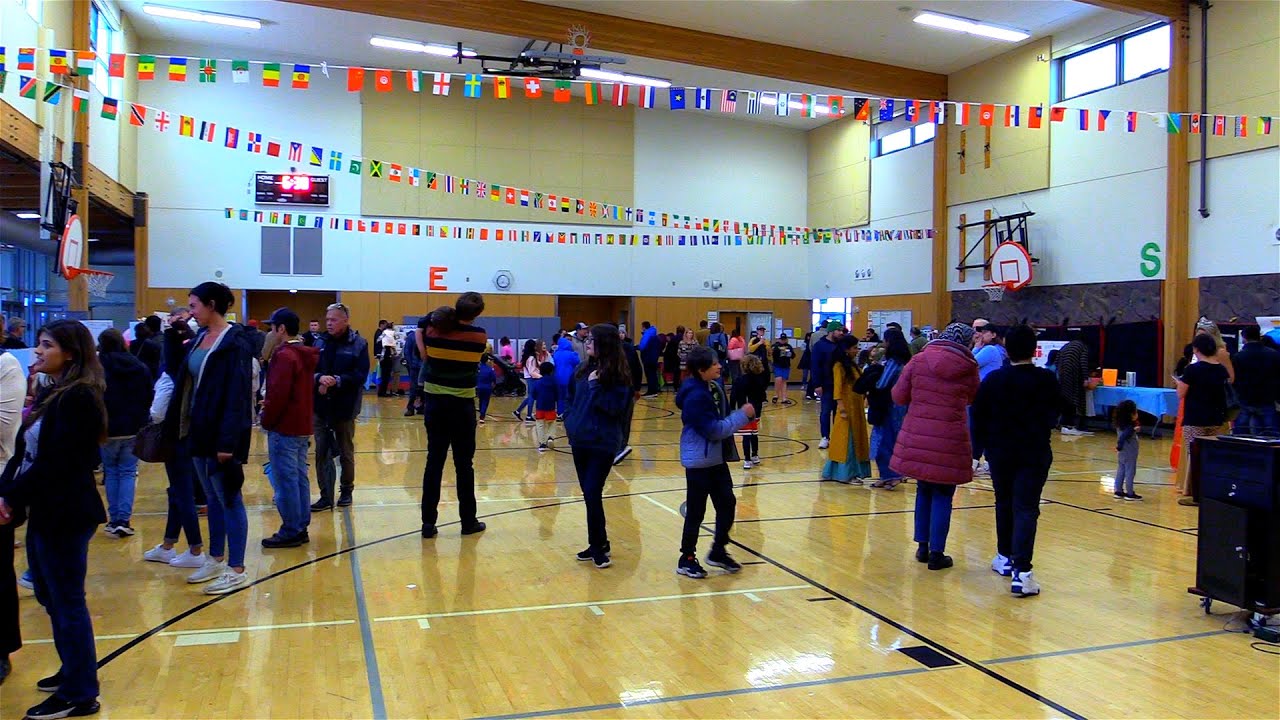 Lowrie Primary School's International Festival - YouTube