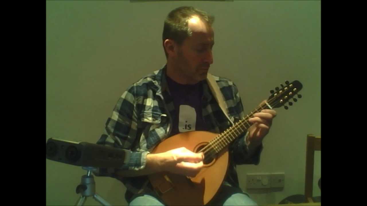 Tabhair dom do lamh (Give me your hand) - YouTube