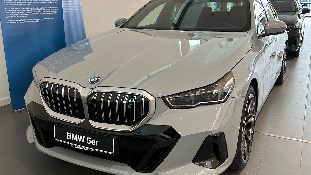 The New BMW 5 Series Walkaround - YouTube