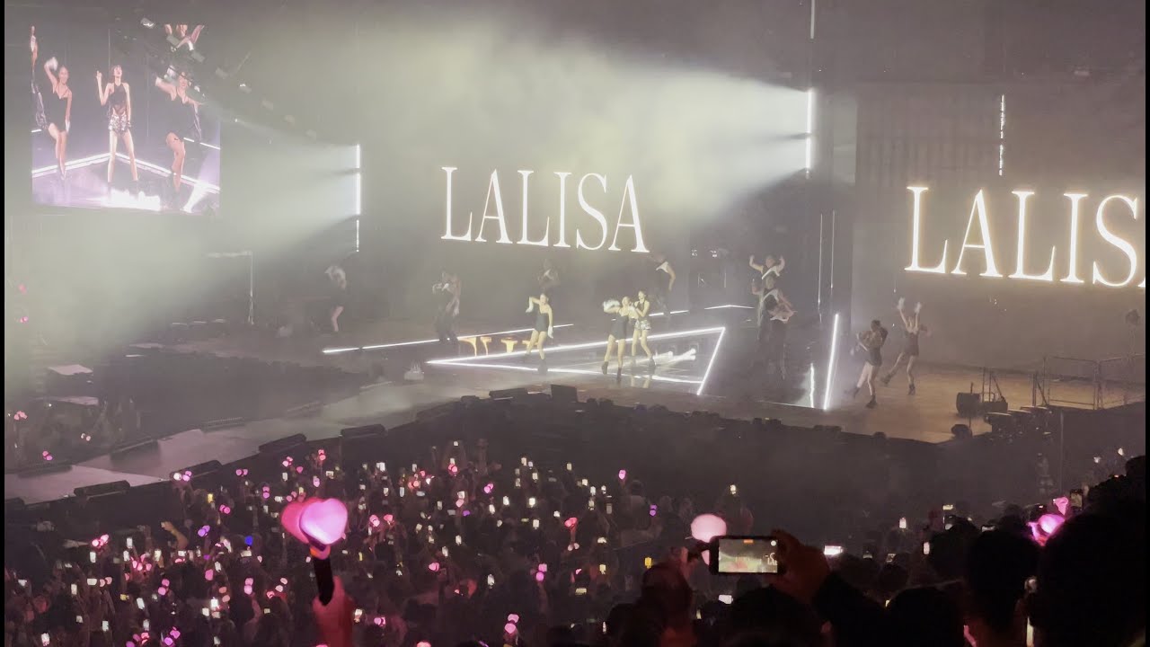BLACKPINK | LISA | LALISA + MONEY | ATLANTA | 221102 | 4K HDR - YouTube