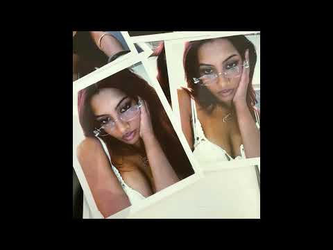 Lara Raj - Homegirls (Unreleased Demo)