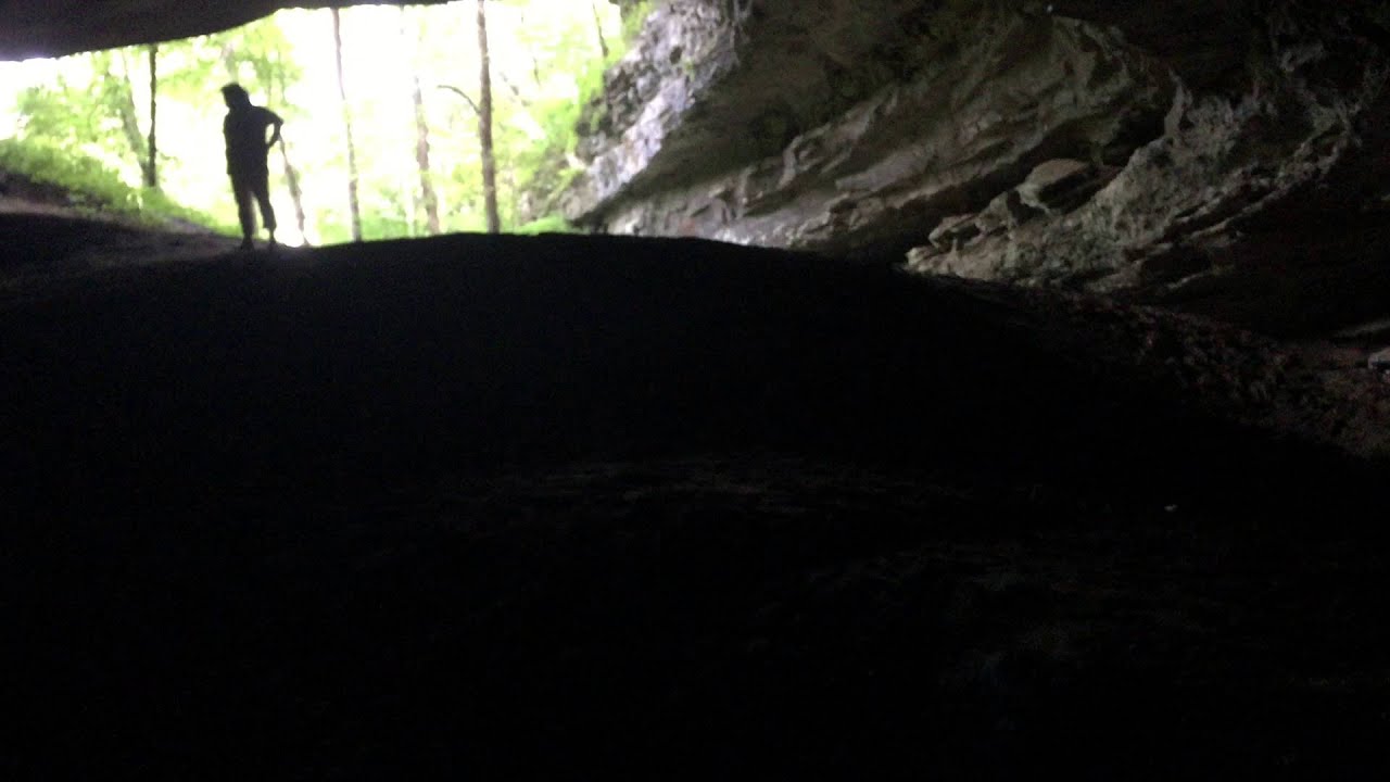 Inside Short Creek cave in Kentucky - YouTube