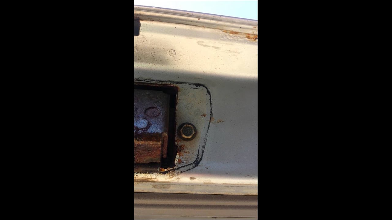 4runner latch won't lock - YouTube