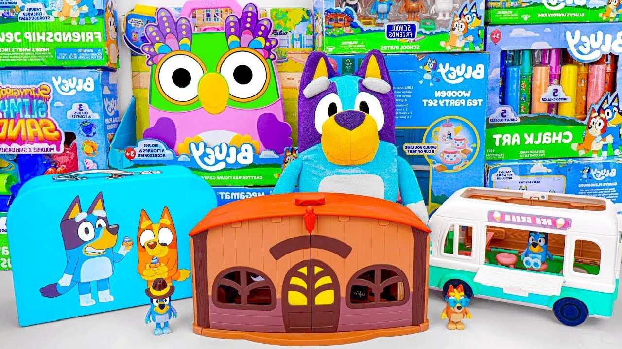 Unboxing Bluey Toys Collection Review 🐾 Chattermax Carrying Case ...