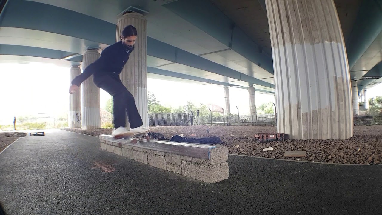 Grunge Kid - Team Shove IT - YouTube