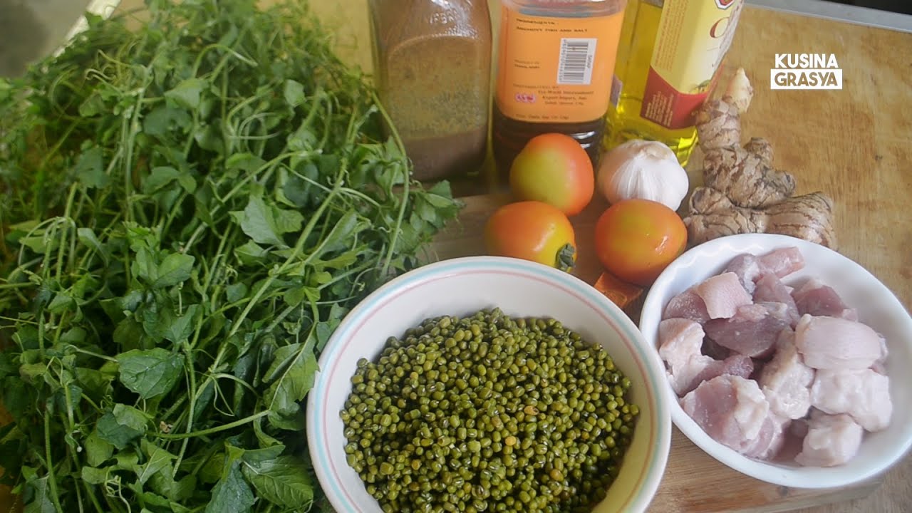 FILIPINO FOOD CLASSICS: Ginisang Munggo - YouTube