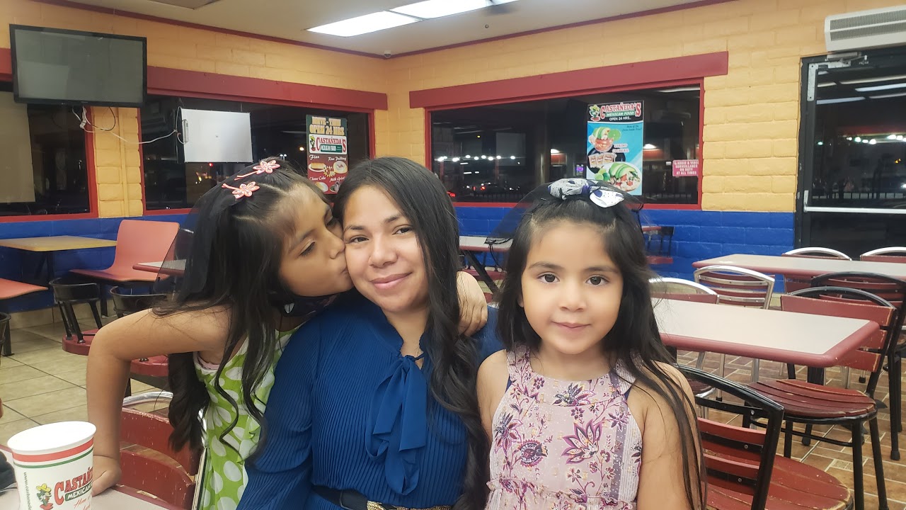 Eva Chavez está realizando una transmisión en vivo - YouTube