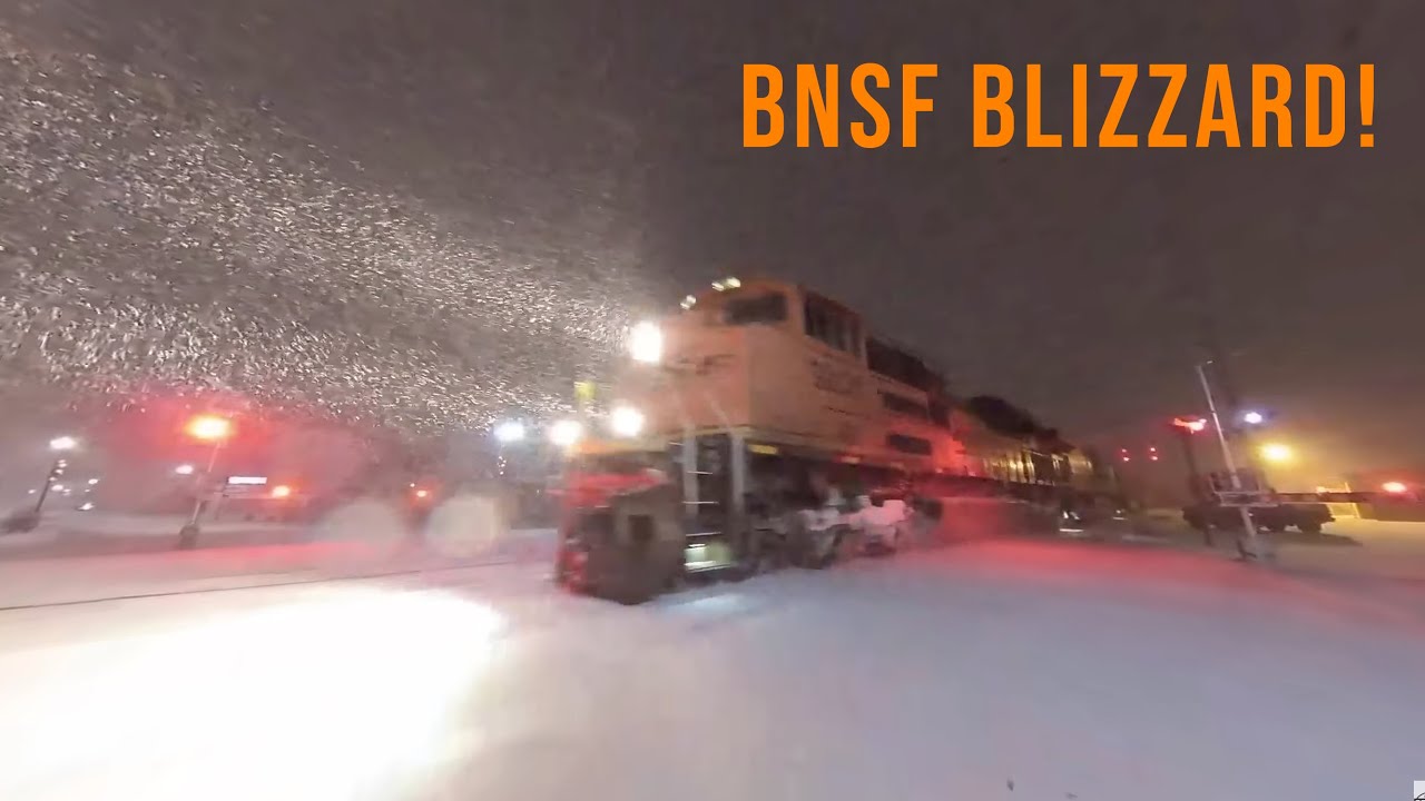 BNSF Coal train in a Snow Storm! (360 Video) - YouTube