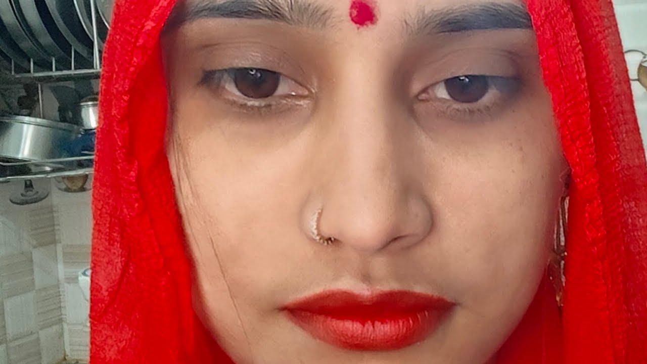 Sindhu is live-Aaj ka breakfast m padhina ki chatni hai dinner recipe ...