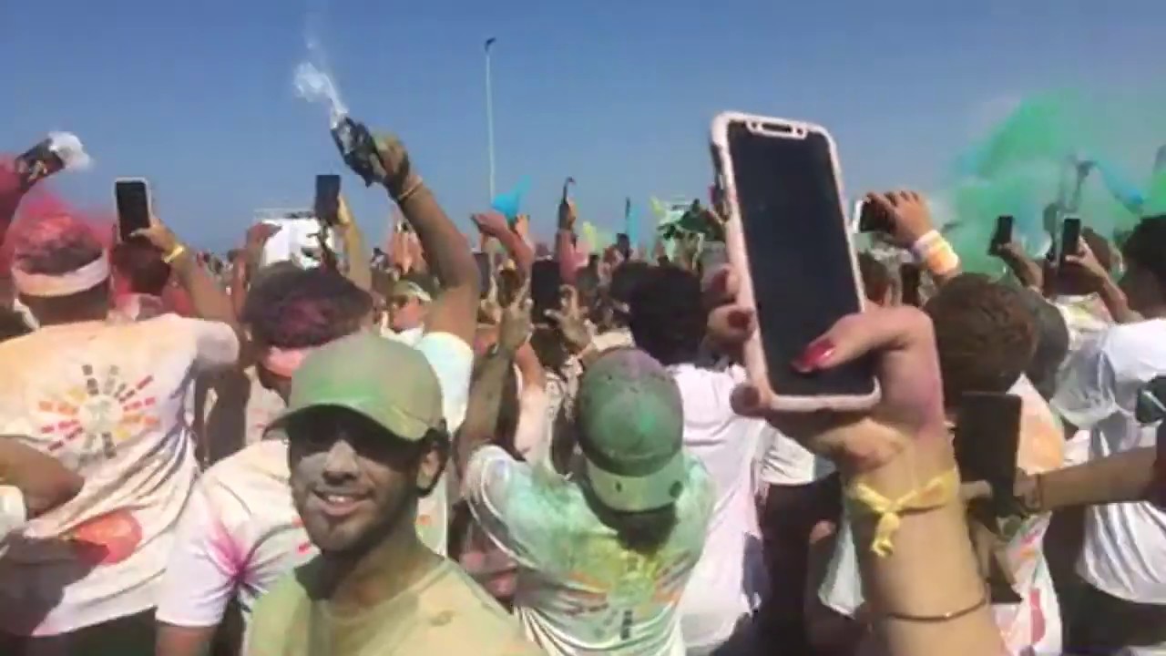 Happiest 5k Color Run in Jeddah, Saudi Arabia - YouTube