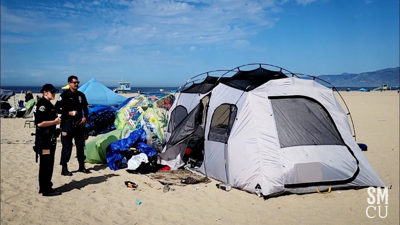 No Man's Land Homeless Encampment Clean-up in Venice - YouTube