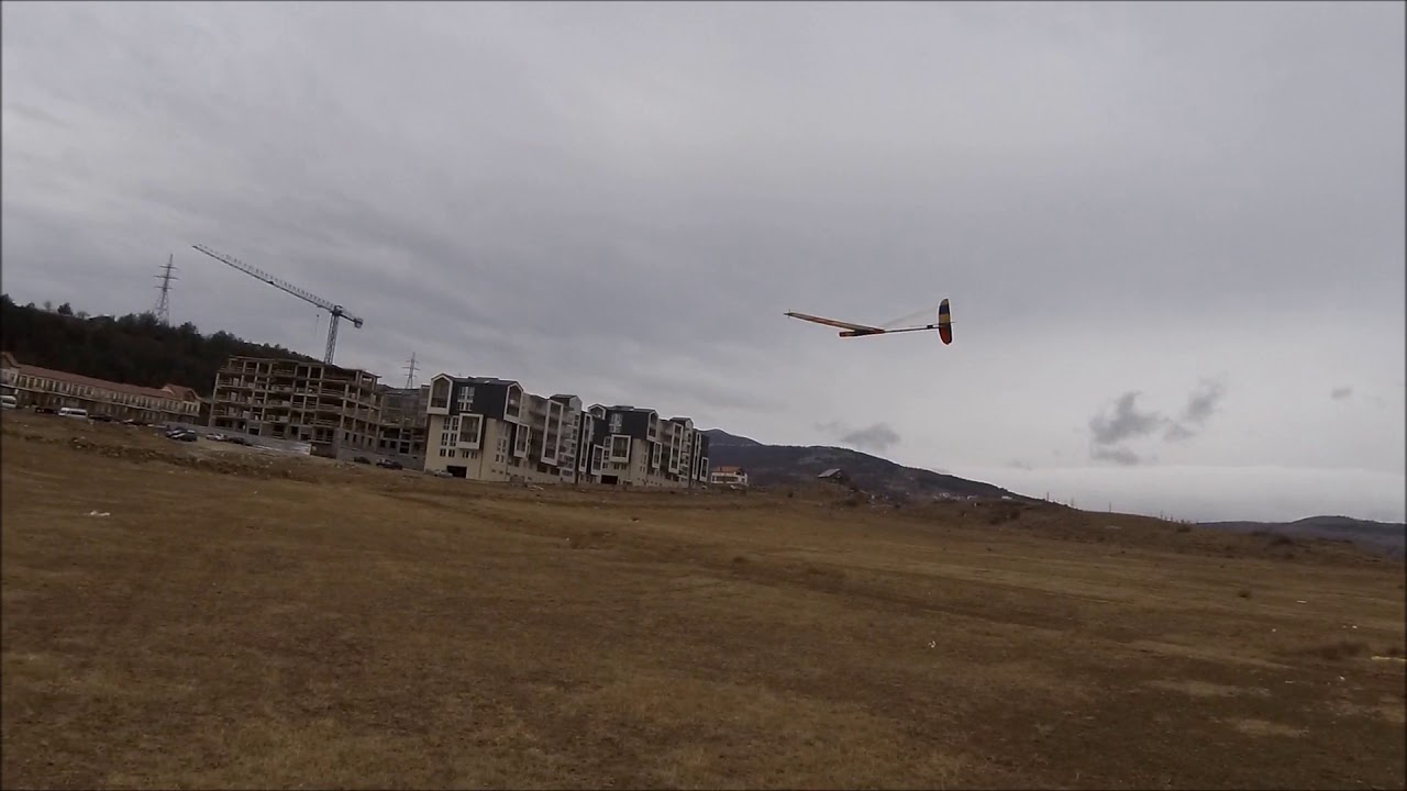 Mimi DLG Strong Wind - YouTube