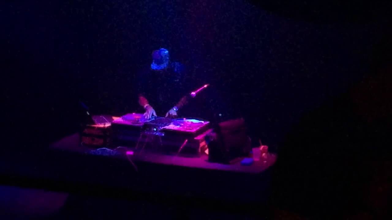 DJ Evil E's Ice Cube Scratch, Live at the Troubadour (6.20.16) - YouTube