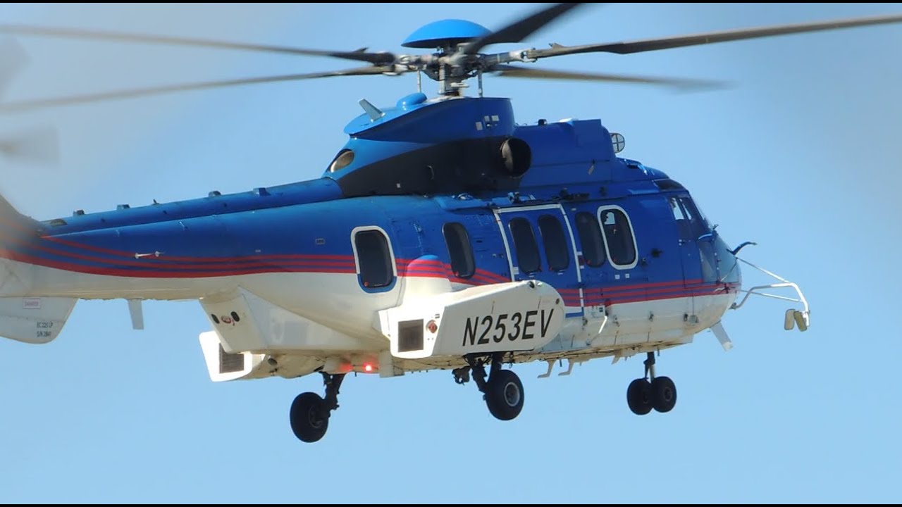 Eurocopter EC225 [N253EV] landing in UAO - YouTube