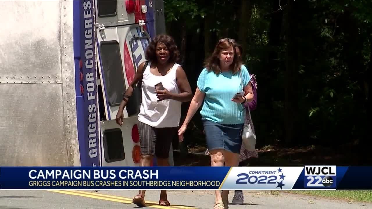 Joyce Griggs campaign bus crashes in Savannah - YouTube