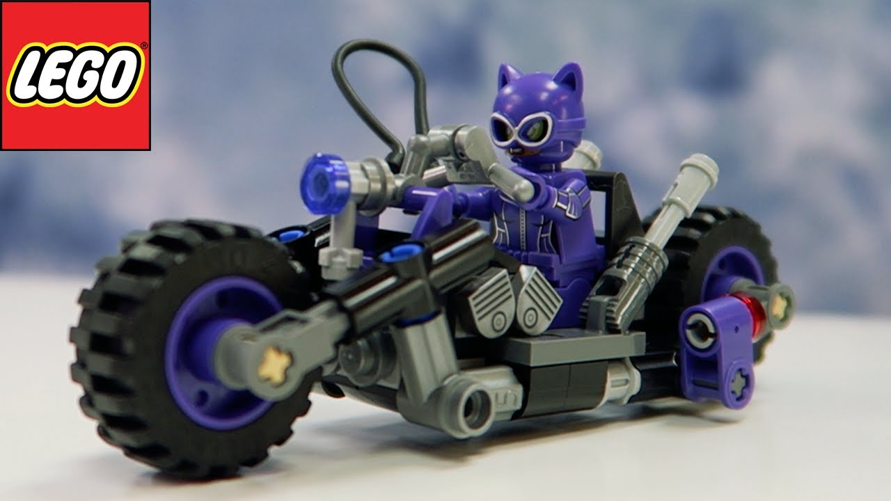 LEGO Batman Movie Catwoman Catcycle Chase - YouTube