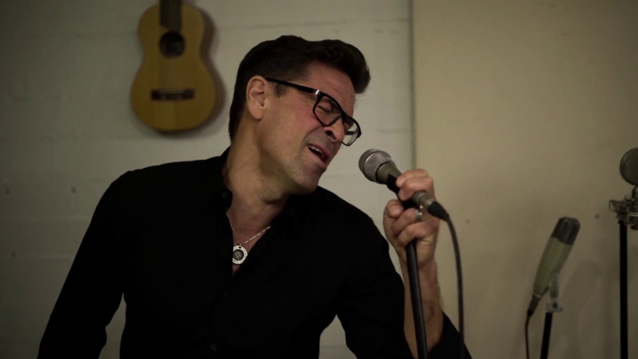 Vanha mies 50v - YouTube