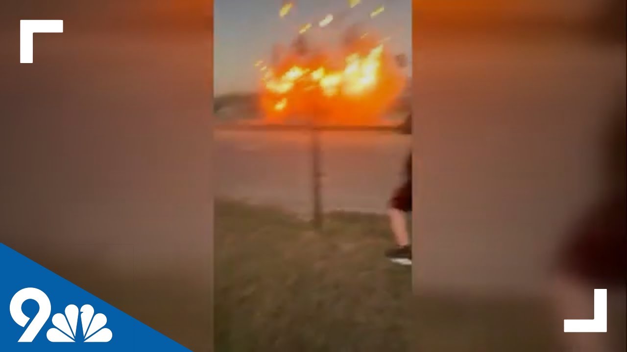 Florida high school homecoming bonfire explodes - YouTube