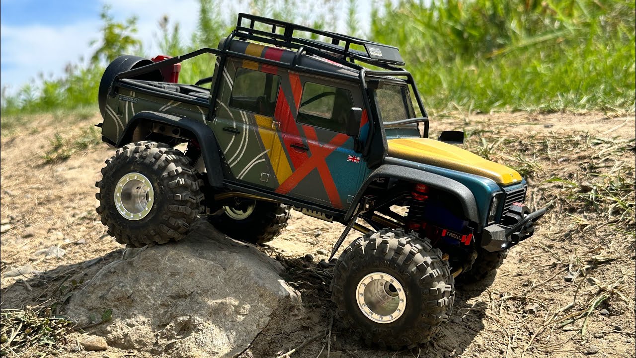 Fully built Traxxas TRX4M landrover defender - YouTube