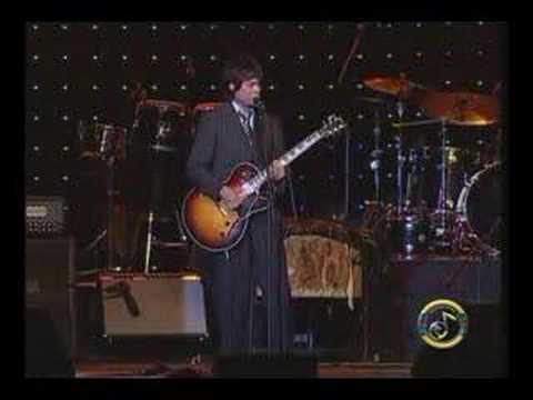 Derek Miller Introing Band And Starting HammerDown - YouTube