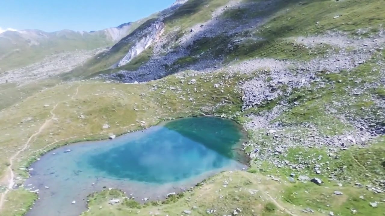 Lac bleu SFL (drone) - YouTube