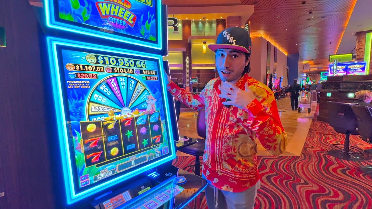 Will This Slot Machine Pay Me Off?! - YouTube
