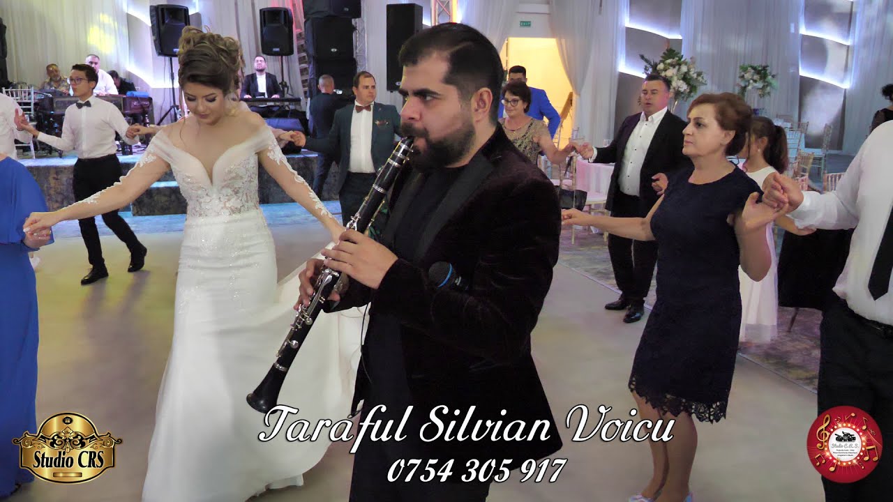Taraful Silvian Voicu x Studio CRS - Femeia Frumoasa 2024 🎼🎤 LIVE Nunta (Cover) - YouTube