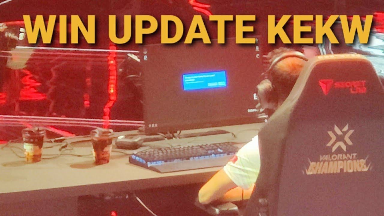 Windows Update Tech Pause - YouTube