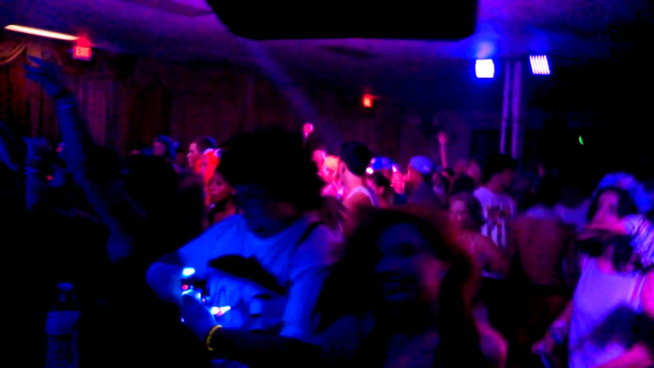 Electric Voodoo 2014 020 - YouTube