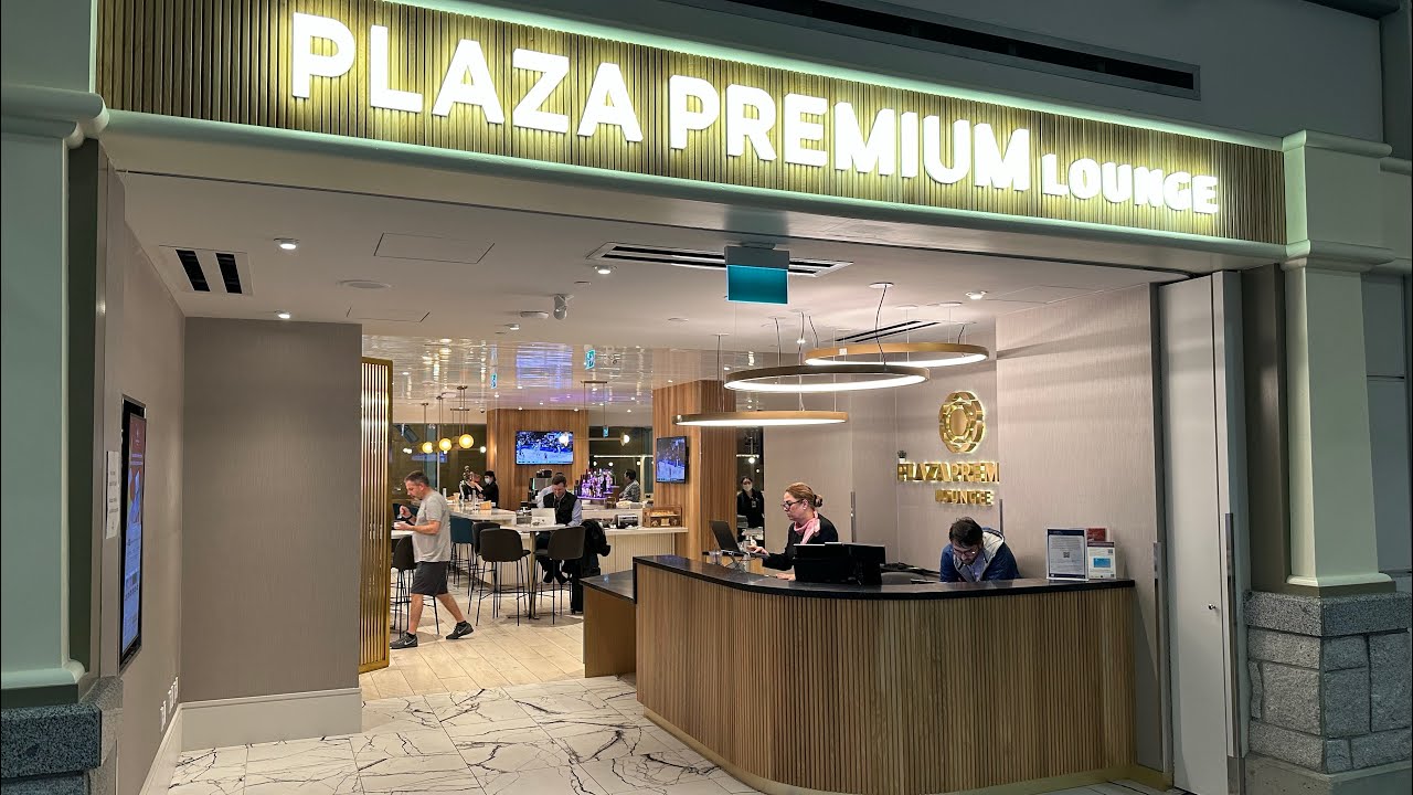 Full Tour of Plaza Premium Lounge: Transborder Terminal (USA Flights ...