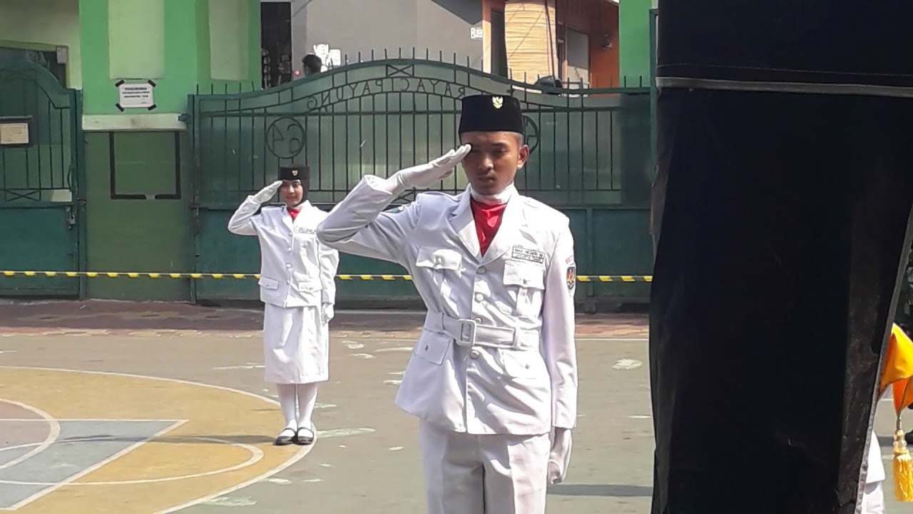 Paskibra sma 98 - YouTube