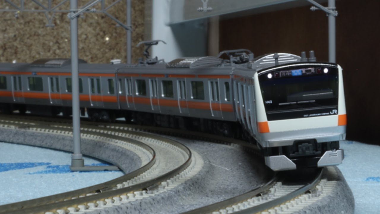 Nゲージ KATO E233系 中央線 (H編成) 走行集 - YouTube