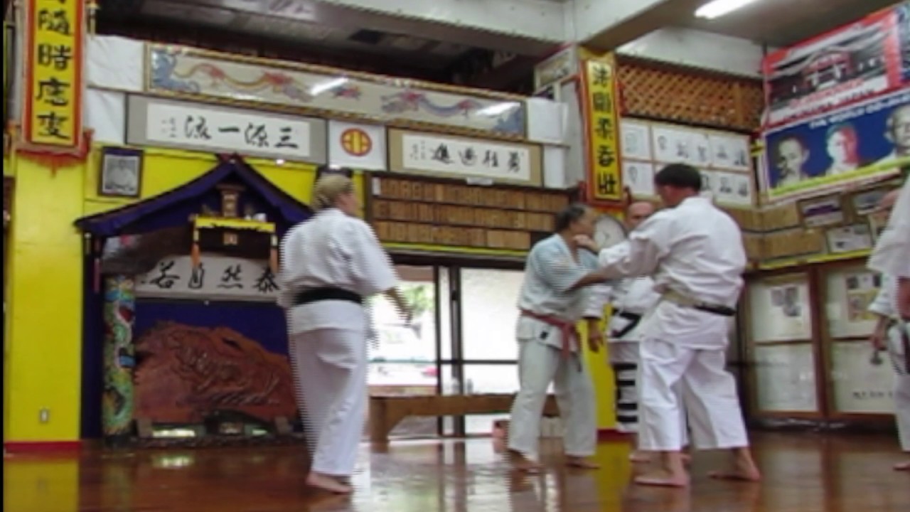 Okinawan Karate, Ideas of Hokama Sensei about Tensho - YouTube
