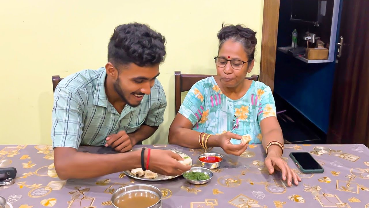 Momo challenge with mom♥️😂 - YouTube