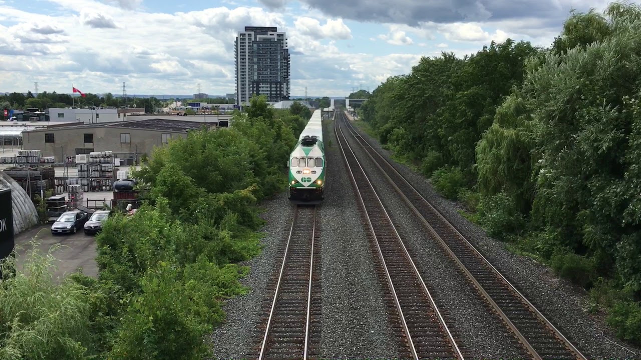 Go Train 619 (Nice Driver) - YouTube