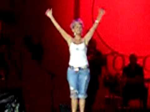 Lorrie Morgan - Louisville, KY August 2006- Something in Red - YouTube