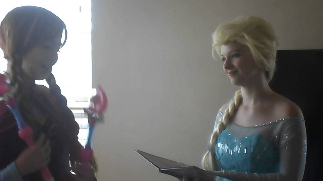 Queen Elsa and Princess Anna Story time! with Olaf and Kristoff - YouTube