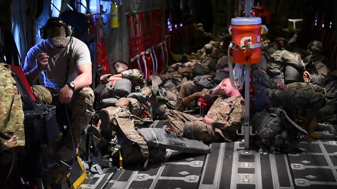 Mobility Guardian 17 - Mass Tactical Jump - YouTube