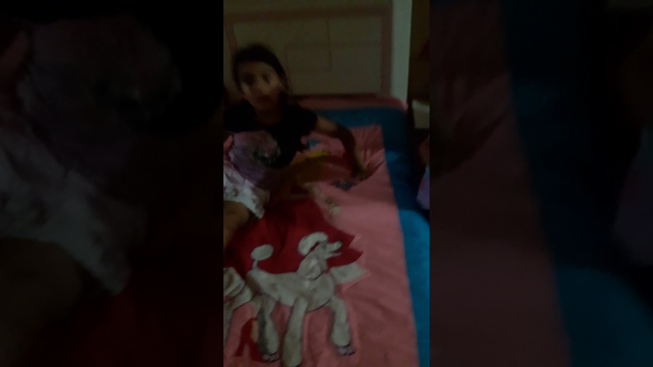 Asusto A Mi Prima Dormida Youtube