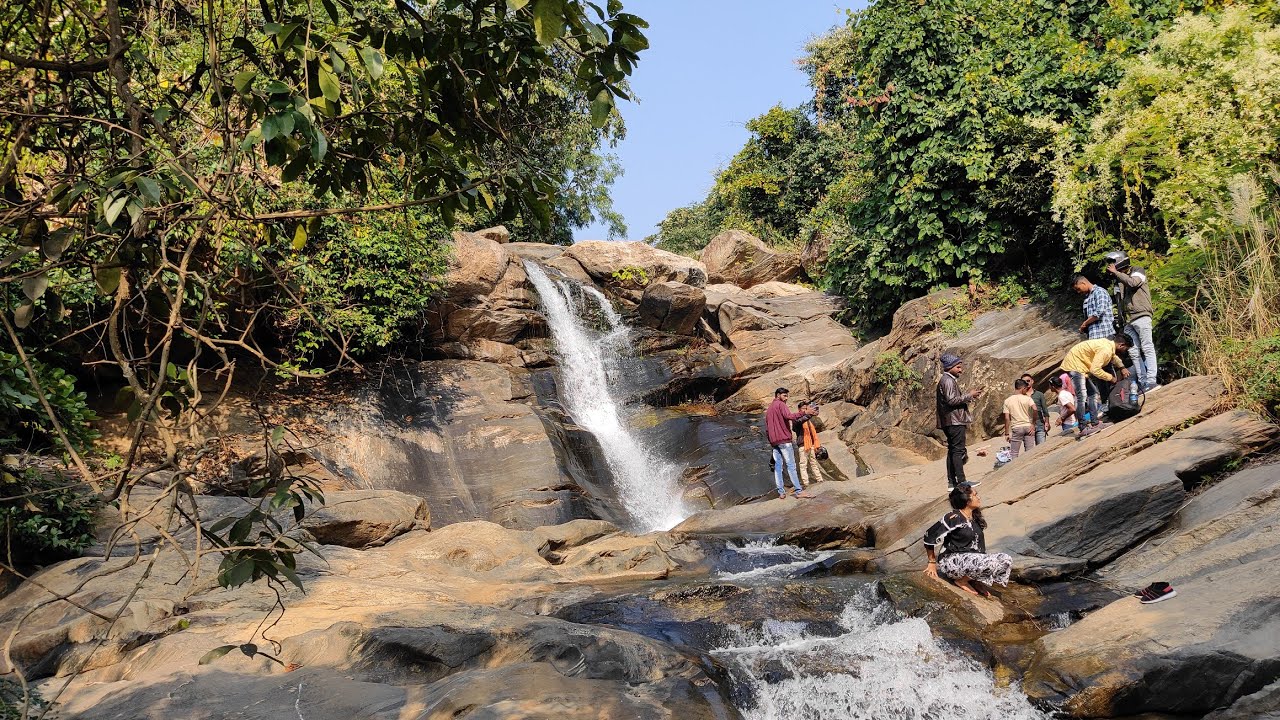 TURGA FALL || AYODHYA HILL WEST BENGAL || जंगल ke बीच में waterfall ...